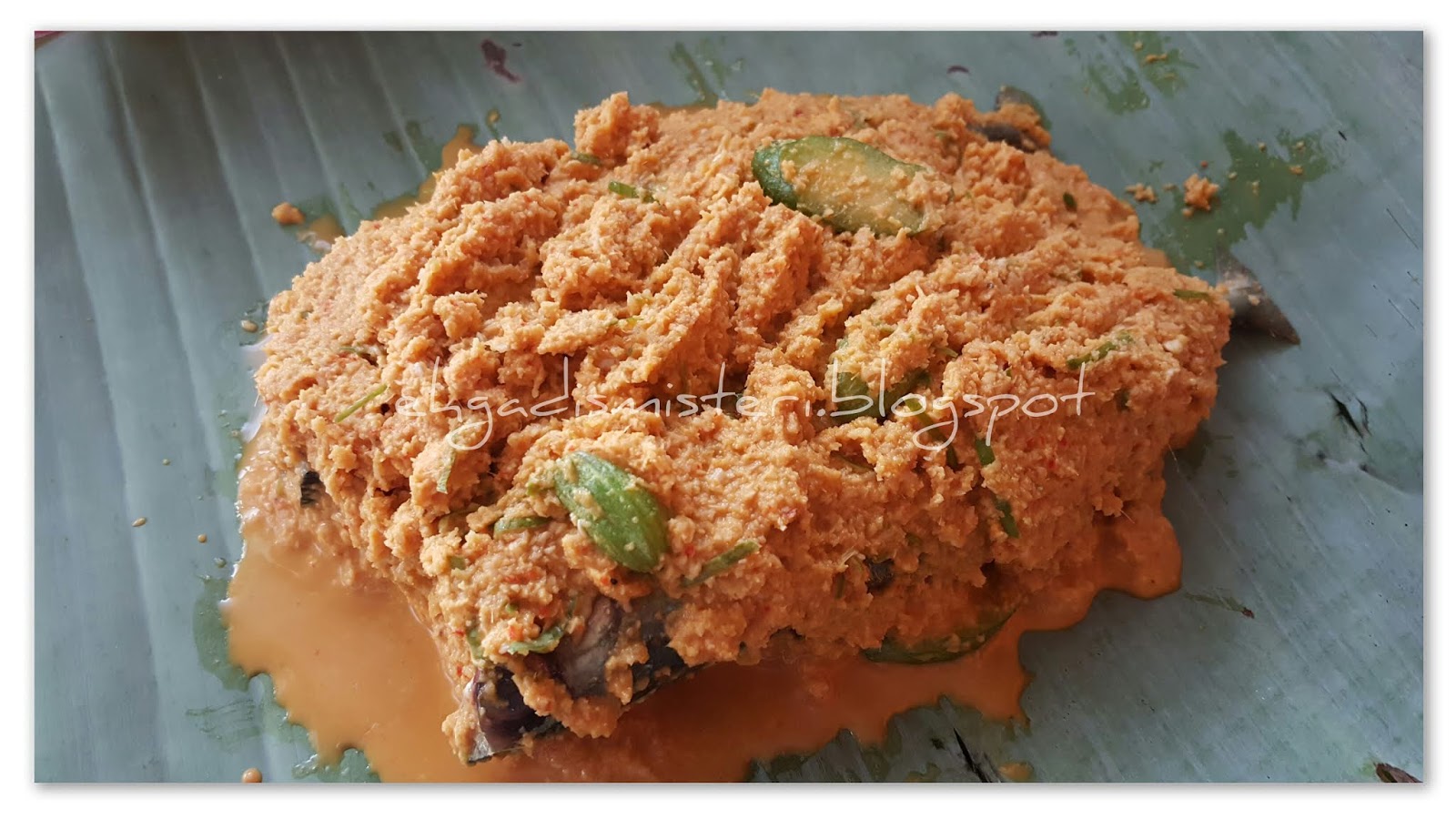 Resepi : Pais Ikan Dengan Belimbing Buluh