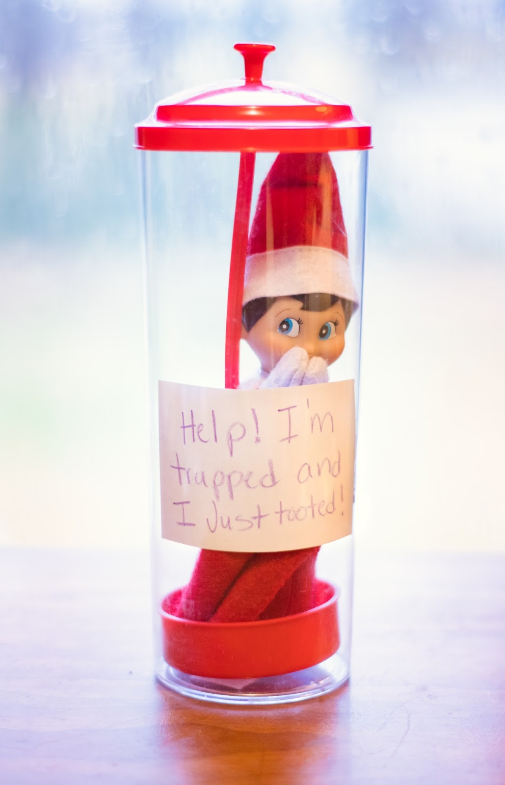12 Easy Elf on the Shelf Ideas
