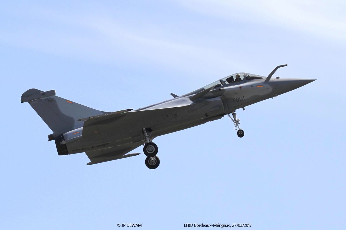 Asian Defence News: First-ever pictures about first flight of Qatari ...