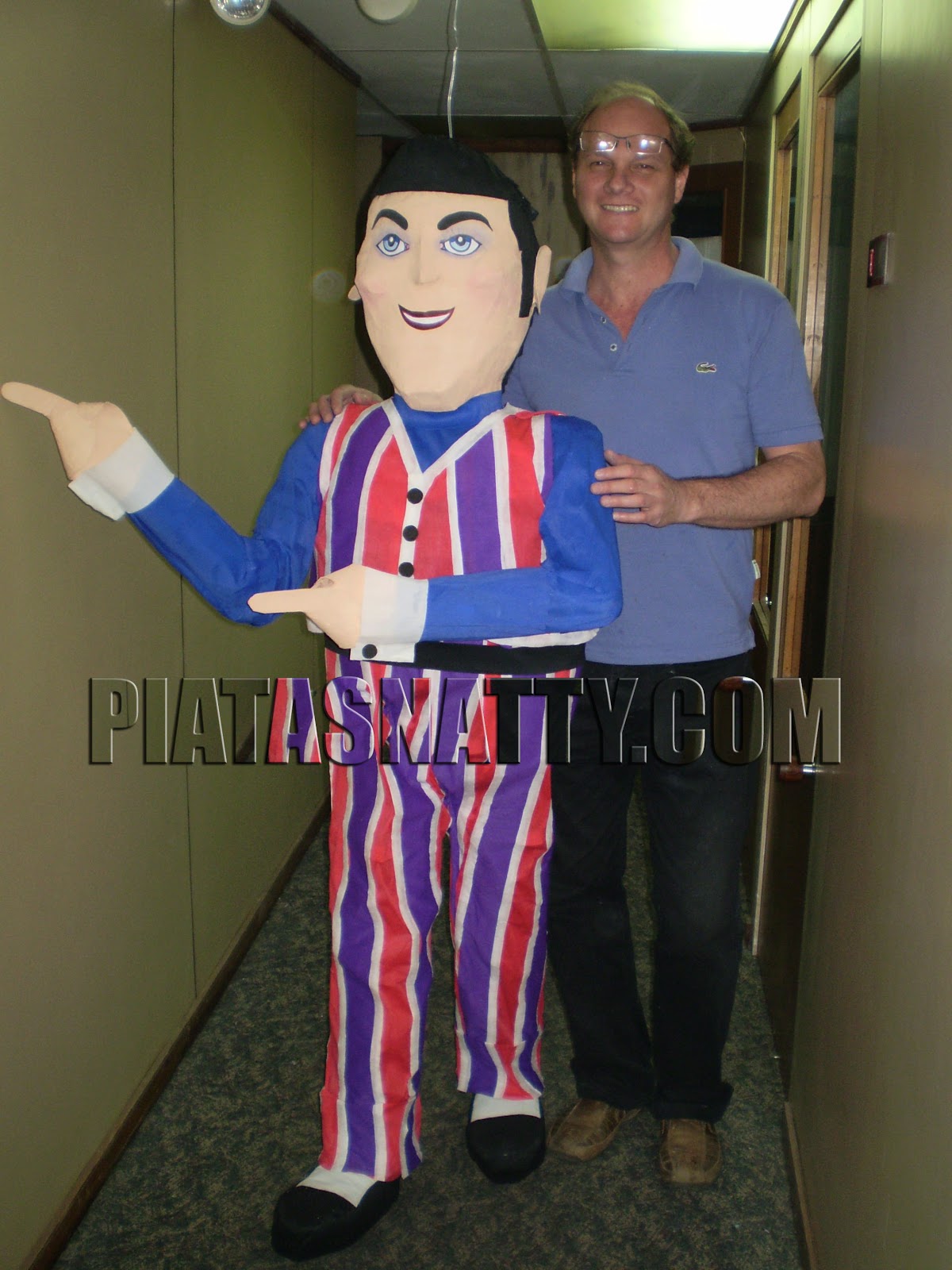 PIÑATAS NATTY @pinatas_eventos.natty: PIÑATA DE ROBBIE ROTTEN