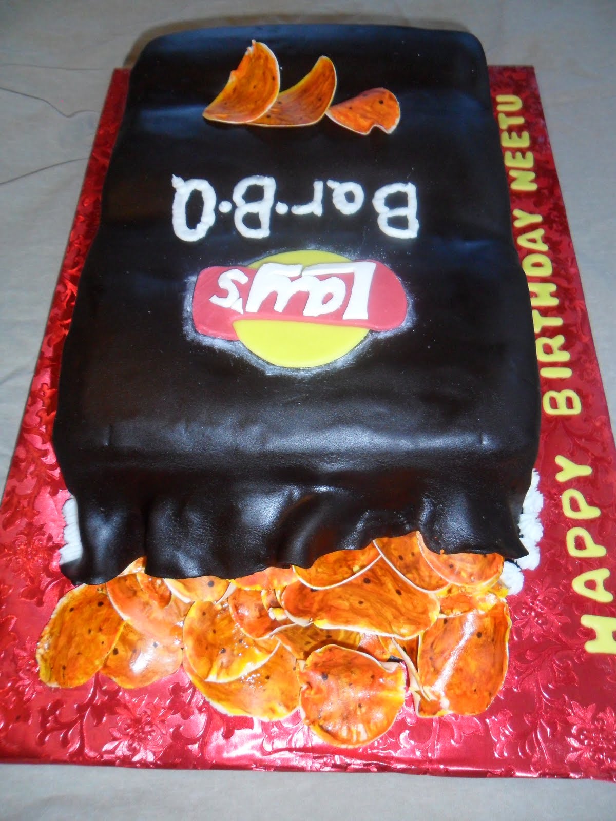 Larry the Cake Guy: Lay's Barbecue Potato Chips Cake