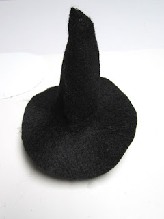 Sarah Ogren : A Felt Witch Hat Tutorial