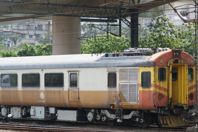 Blair's 鐵道攝影: EP104編組 (EMU100, 停用): EP104-EM111-ET107-ET109-ED101 / TRA ...