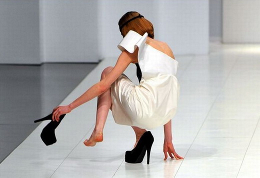Hasby_McBlue's blog: funny catwalk fails!!!!!!!!!!!