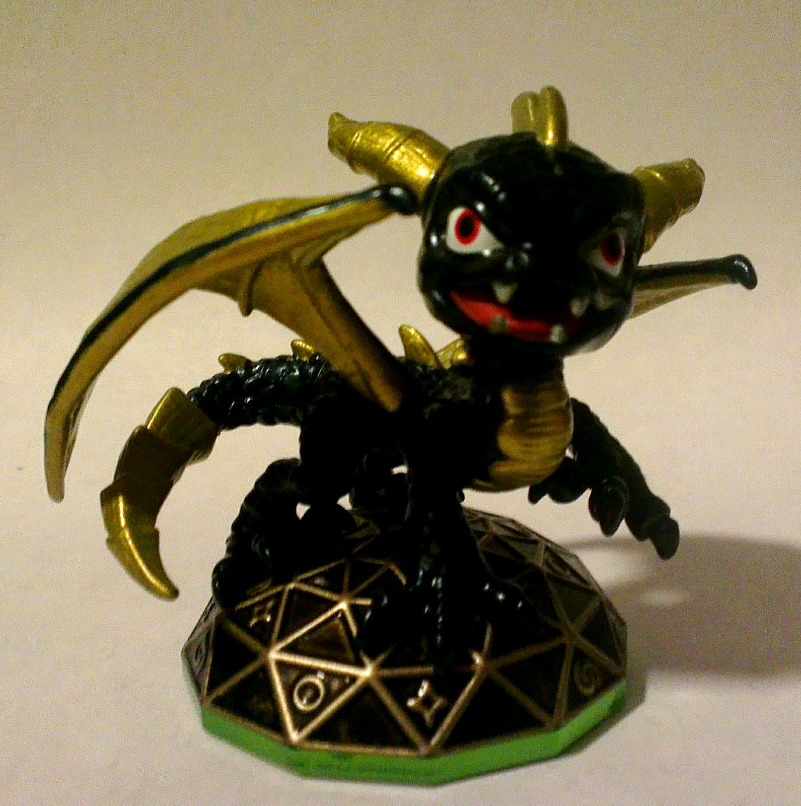 Skylander figure review!