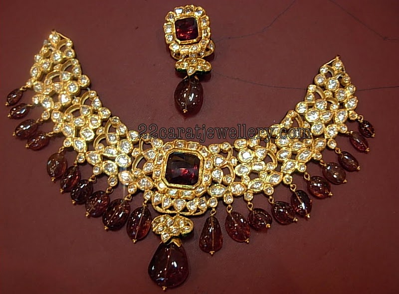 Magnificent Kundan Bridal Sets Gallery 2 - Jewellery Designs