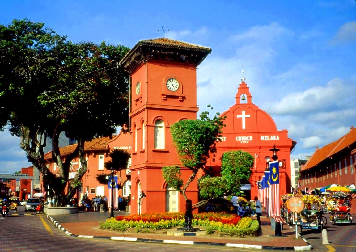 Post 2 - Menara Jam di Malaysia... - Relaks Minda