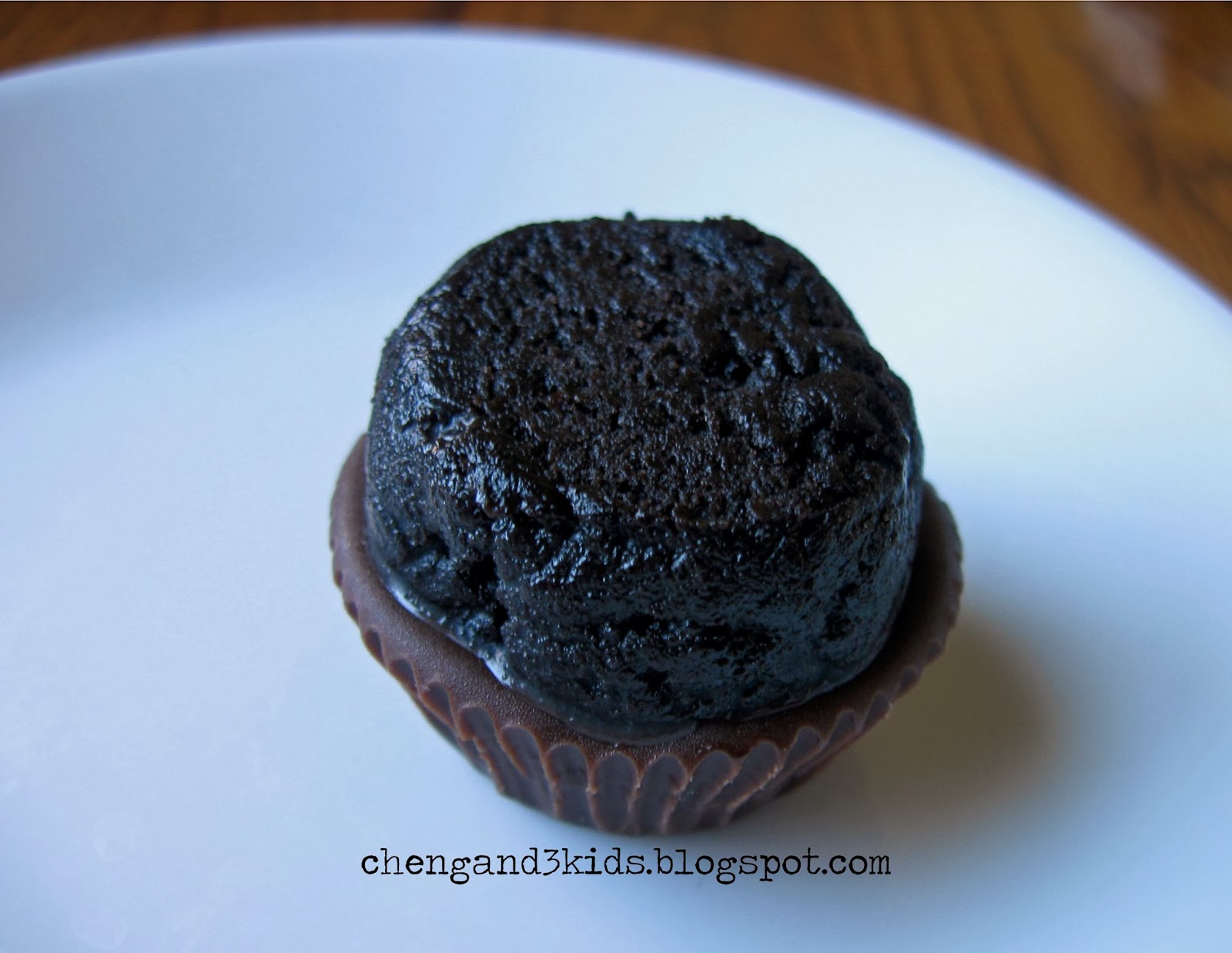 Cheng and 3 Kids: Halloween Oreo Cupcake Bites