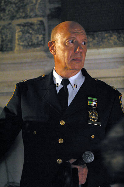 LAW &ORDER SVU: Donald cragen