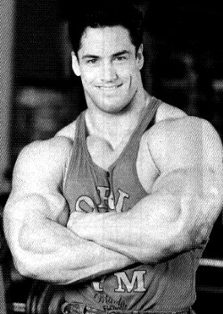 Muscle Gods: Dennis Newman