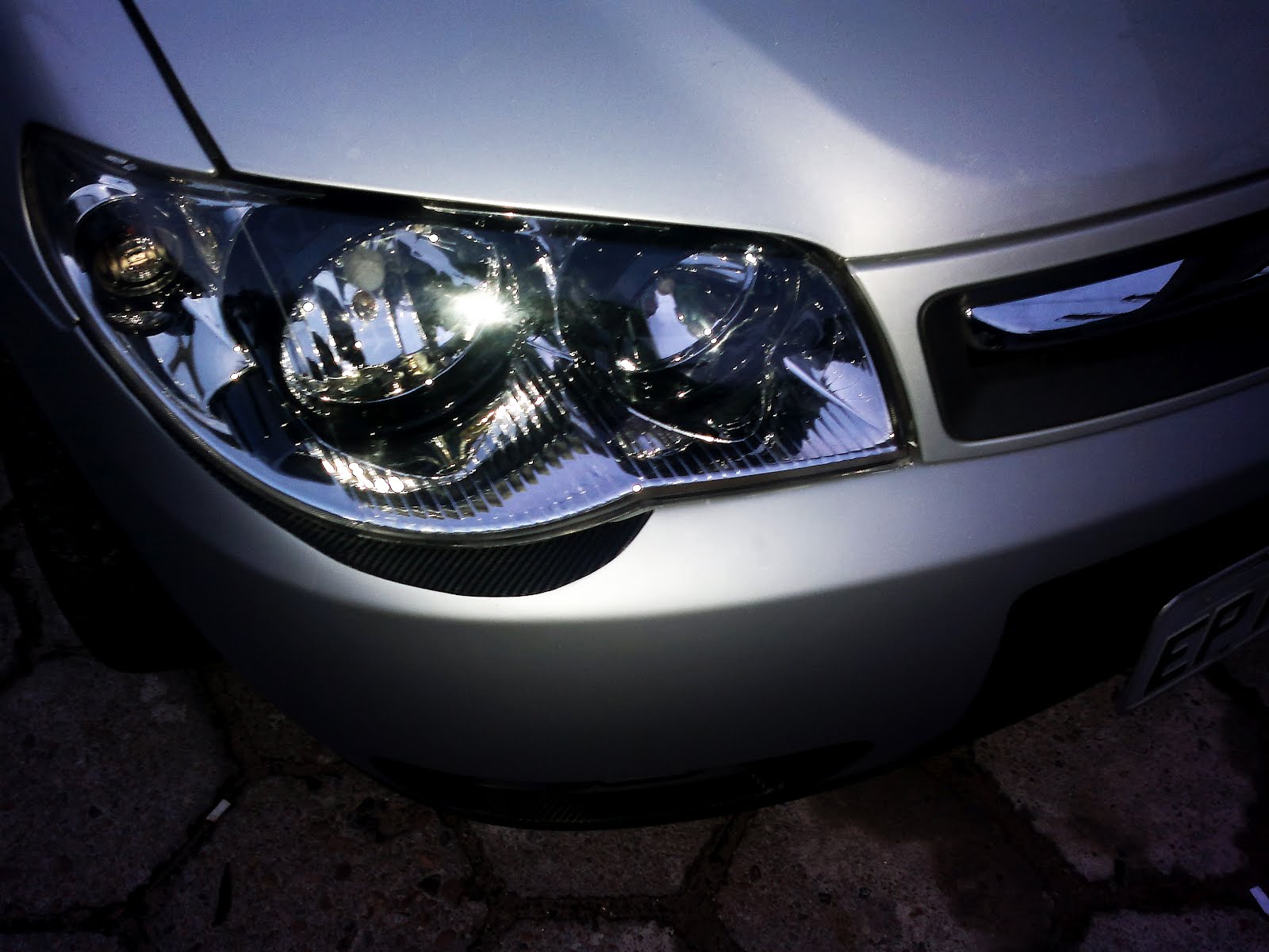 MP Envelopamento Automotivo: Envelopamento Siena - Parachoques Prata ...