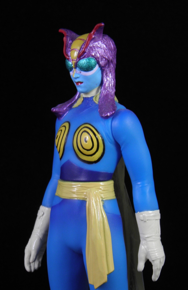 She's Fantastic: Kamen Rider - BEE WOMAN (HACHI ONNA)!