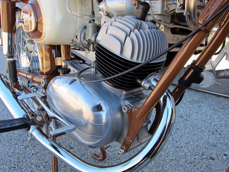 BZ's BMW Isetta 300's: 1967 Wards Riverside 125 (Benelli Cobra)