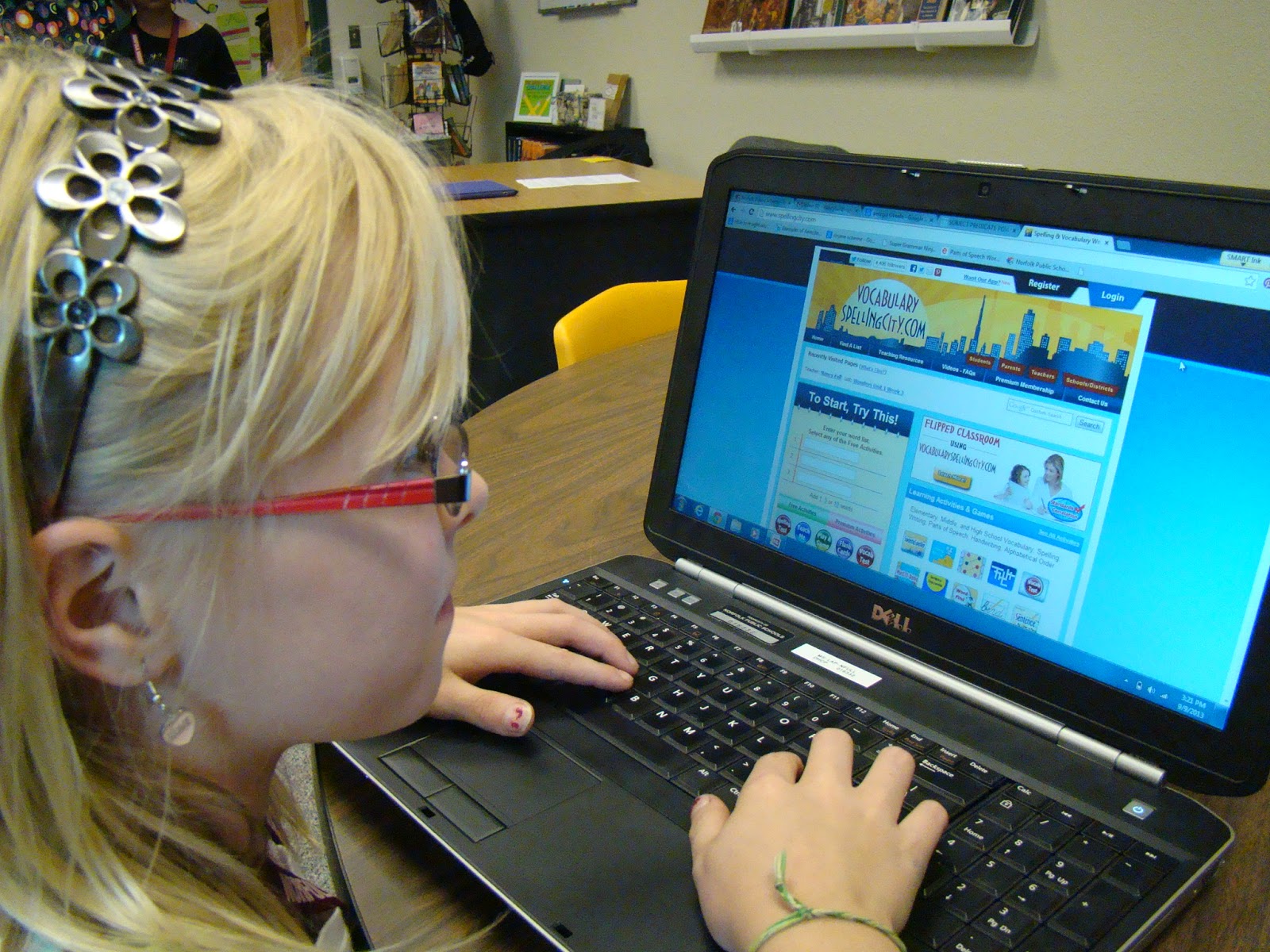 A Full Classroom: Spelling City