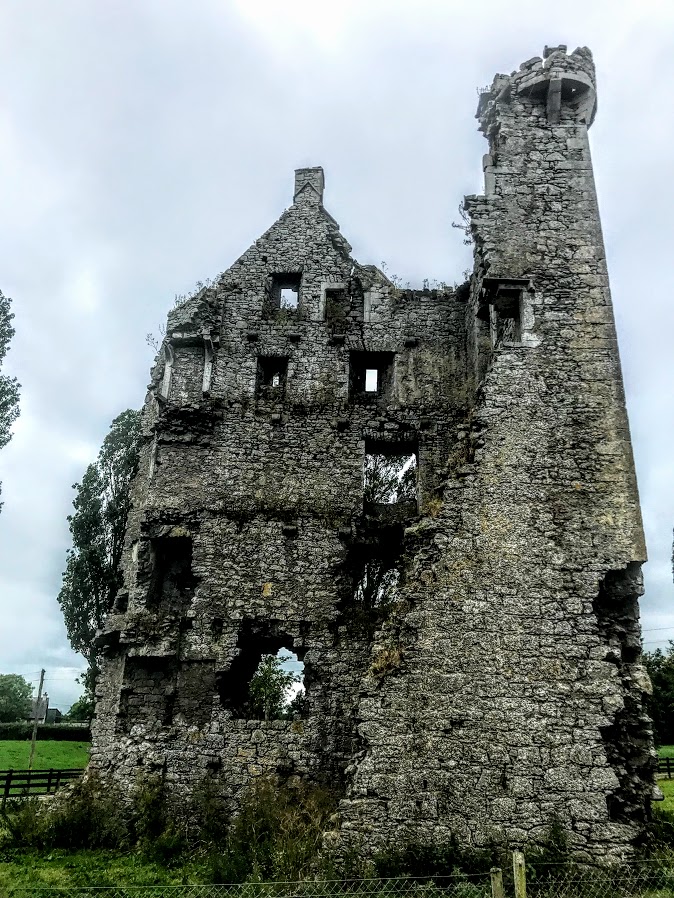 Patrick Comerford: Kilduff Castle: ruins that led to a duel and a ...