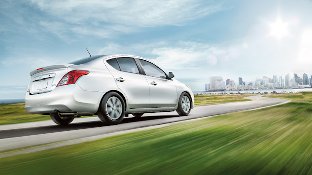 Todo Sobre Autos: Todo Sobre Nissan Tiida / Versa 2013, Sedanes ...