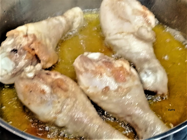 Para hincar el diente K+M = M+K: Muslos de pollo al mojo picón