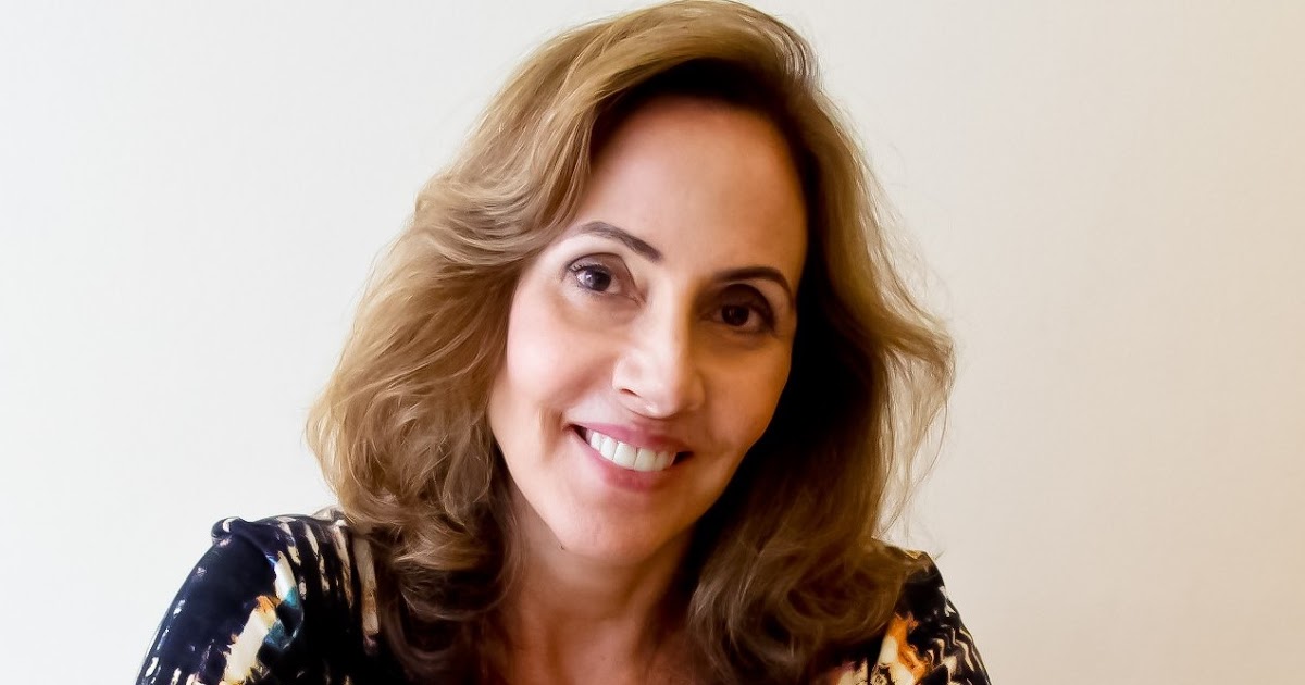 Conheça "Júlia", novo romance da autora Carla Krainer ~ Revista Conexão ...