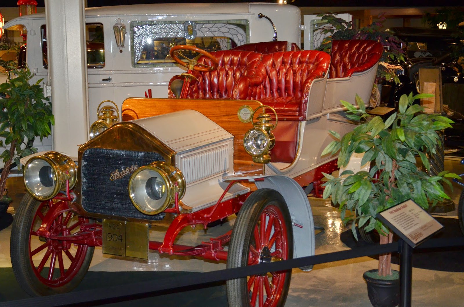 Turnerbudds Car Blog: The Studebaker National Museum