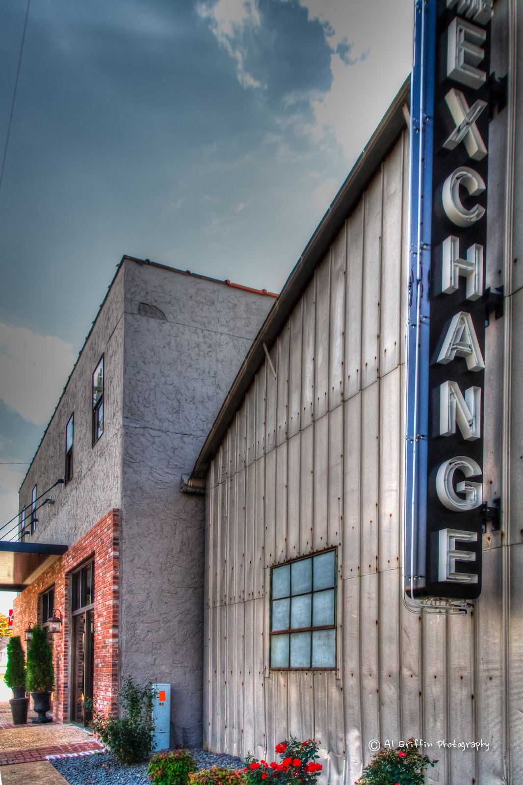 Our Eyes Upon Missouri: The Exchange, A Wedding Venue in Camdenton, MO