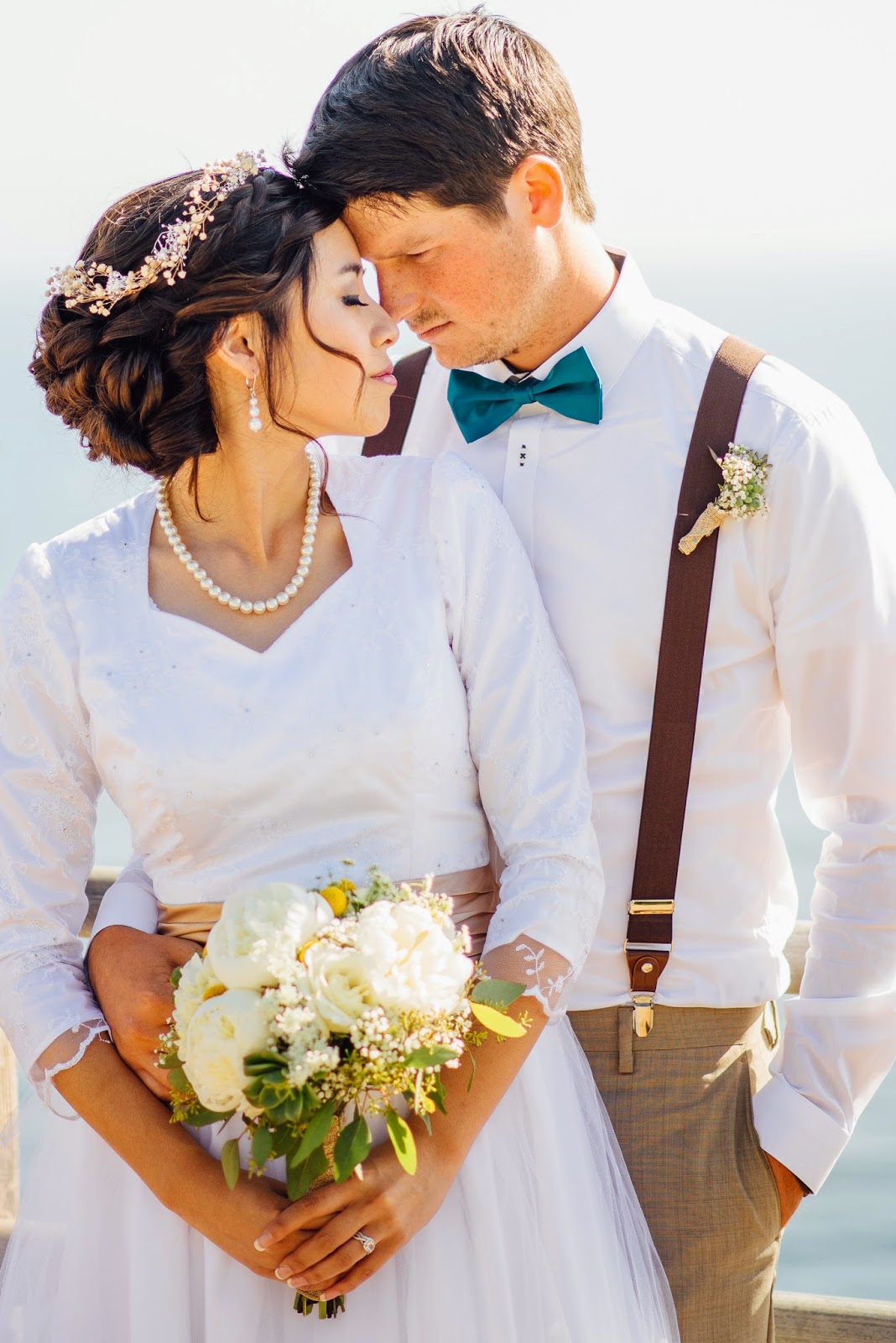 Transition From Being Engaged to Married Through Pictures | lvoe, kat.