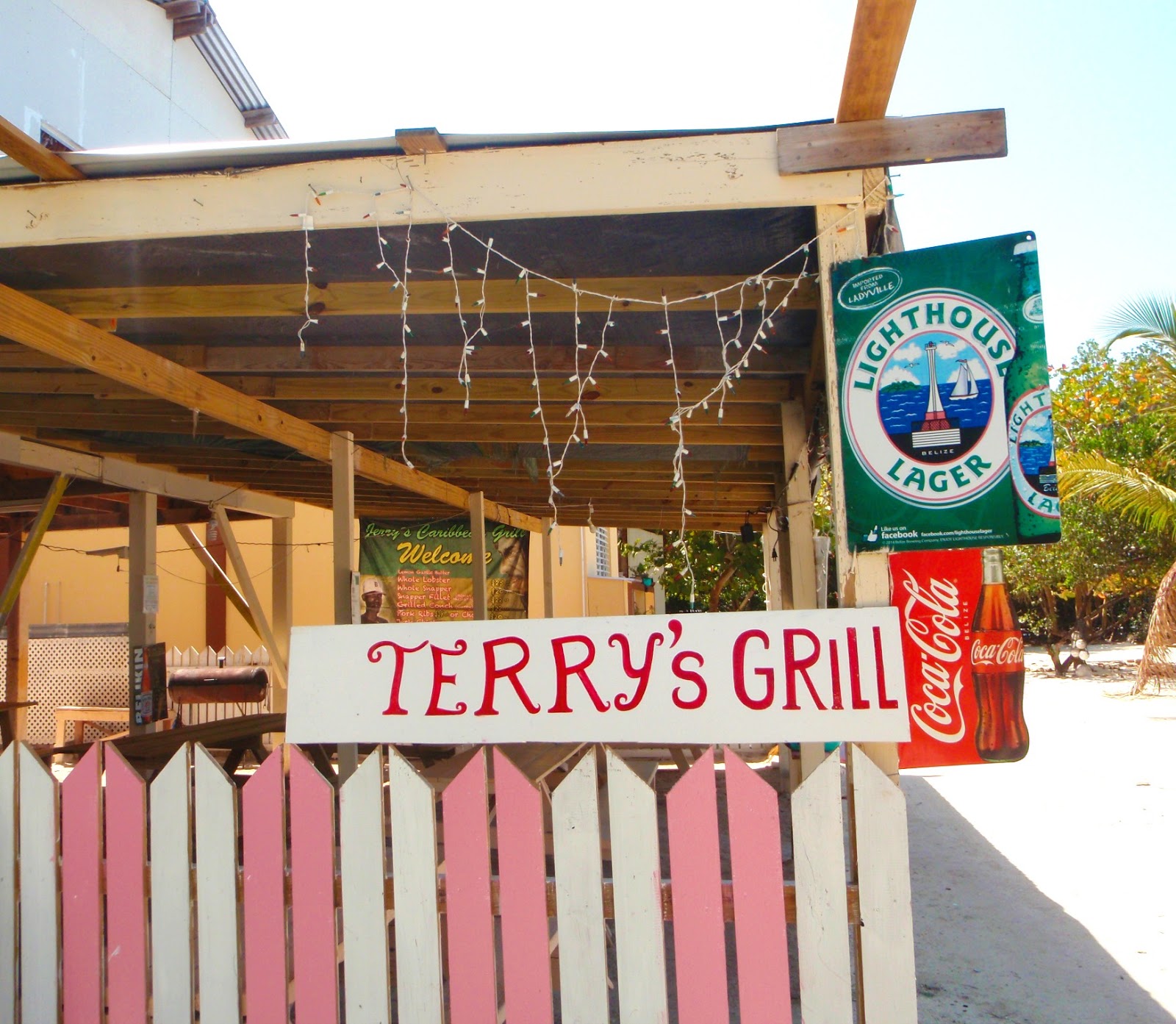 The Obligatory Blog: Terry's Grill-Caye Caulker