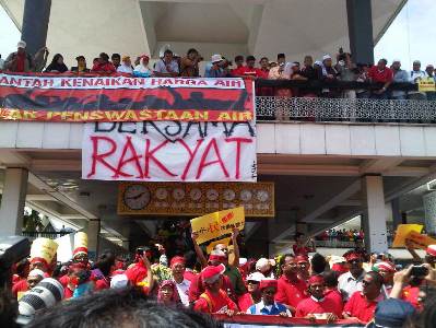! BUJANG SUSAH !: DEMO DAH BERMULA DI MELAKA!!!