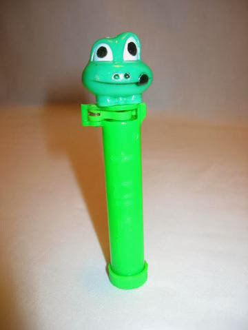 Totem Candy Dispensers: Frog