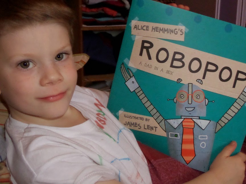 Madhouse Family Reviews: Picture book review : Robopop - Alice Hemming