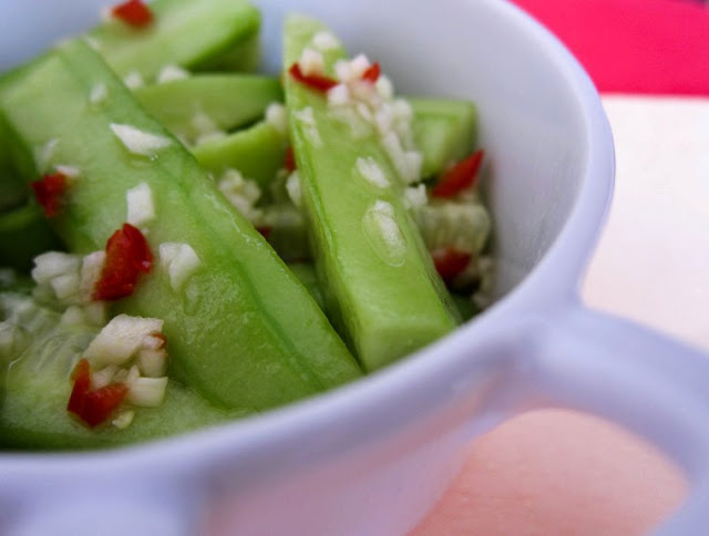 the indolent cook: chilli garlic cucumber in sesame oil