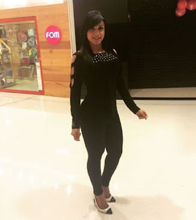 Bruna Butterfly #017