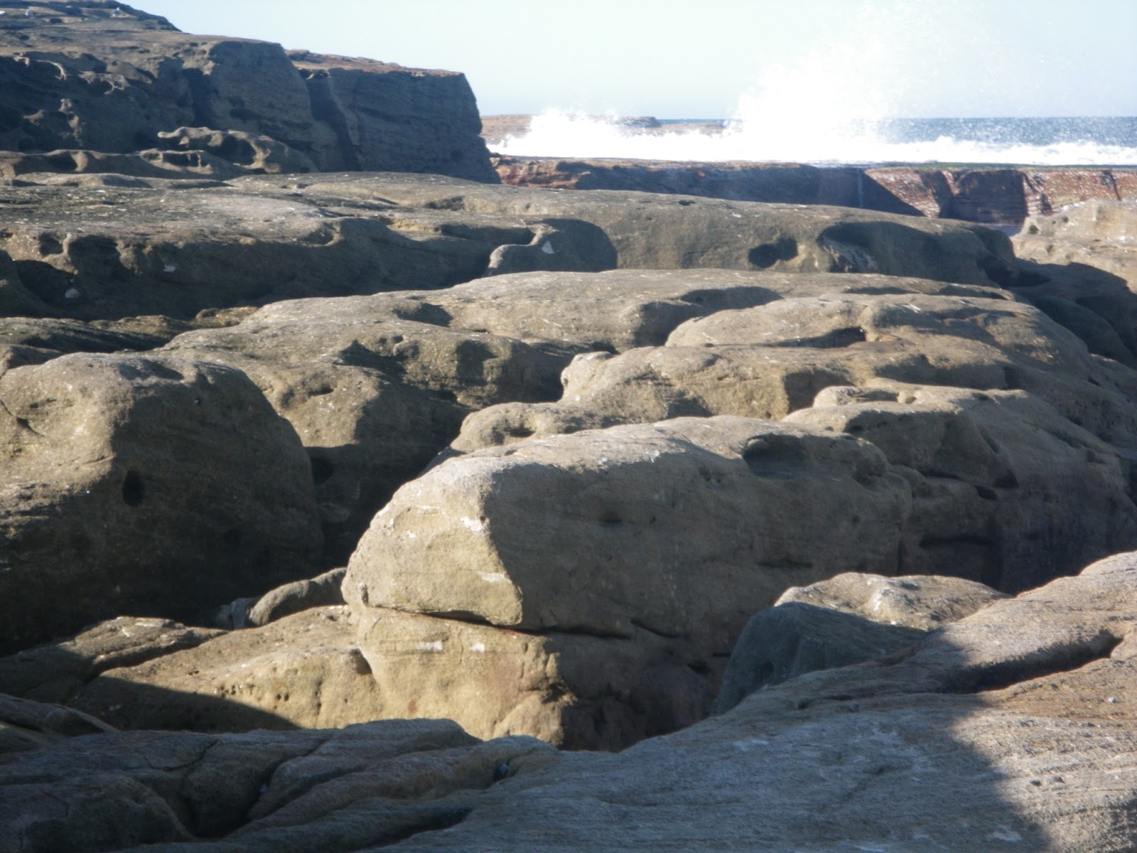 Swimming pool stories: The magical moods of Maroubra's Mahon Pool