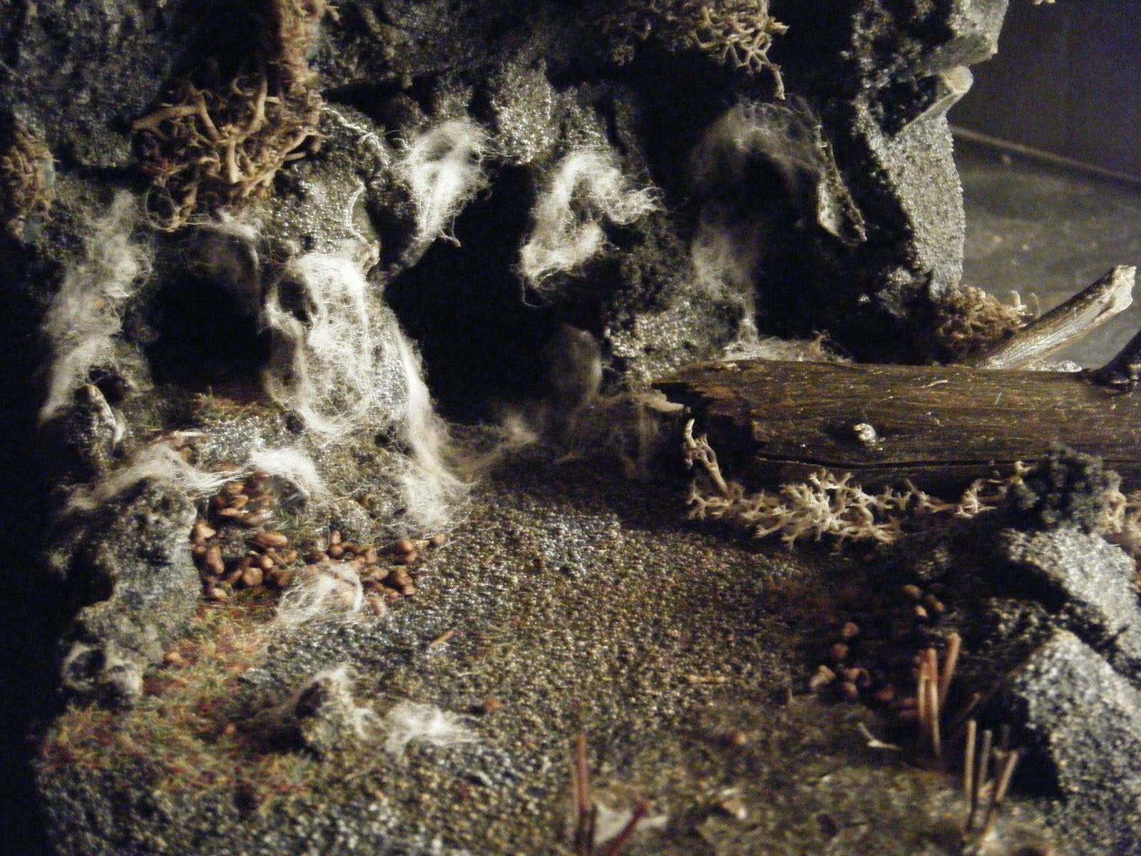 Elliot's Illustration: The Spider Pit model.