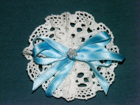 Poarta handmade!: BROSE SI ACCESORII HANDMADE