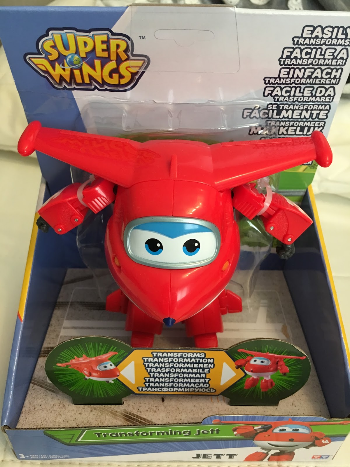 Playdays and Runways: Review - Super Wings Toys