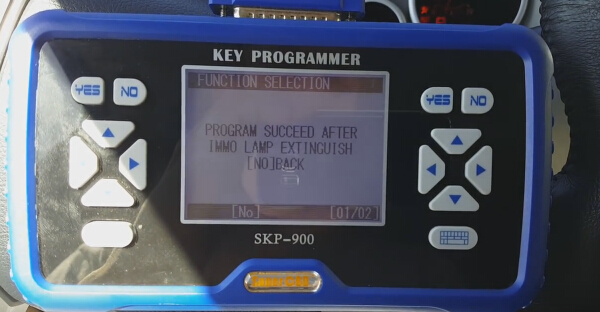 How to Use SKP-900 Key Programmer Program Toyota G Chip Key