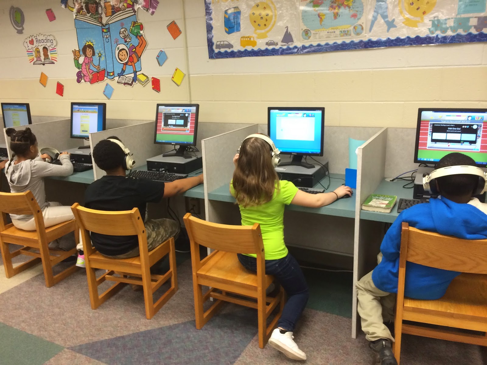 Talking Taylor Schools: MYERS ELEMENTARY SCHOOL: Library time is fun time