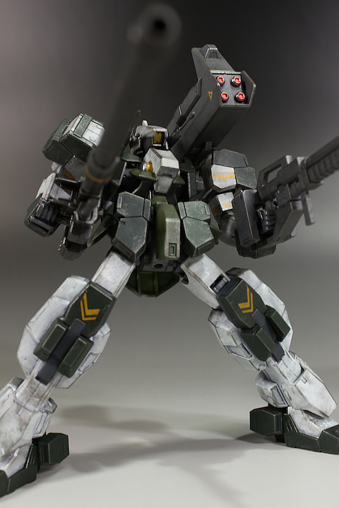 Custom Build: HG 1/144 Armored Graze Custom
