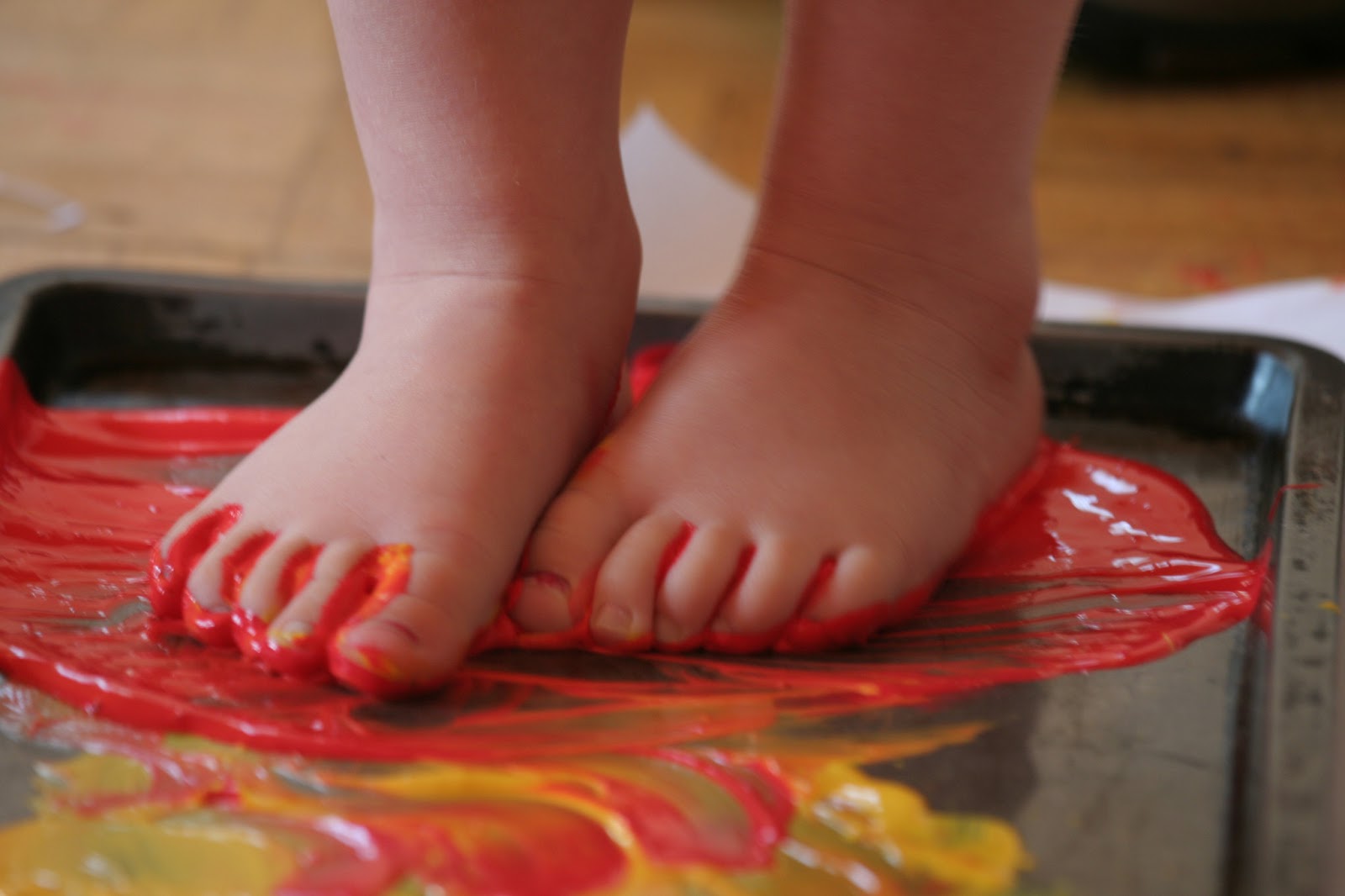 crazy cambridge mum: foot painting
