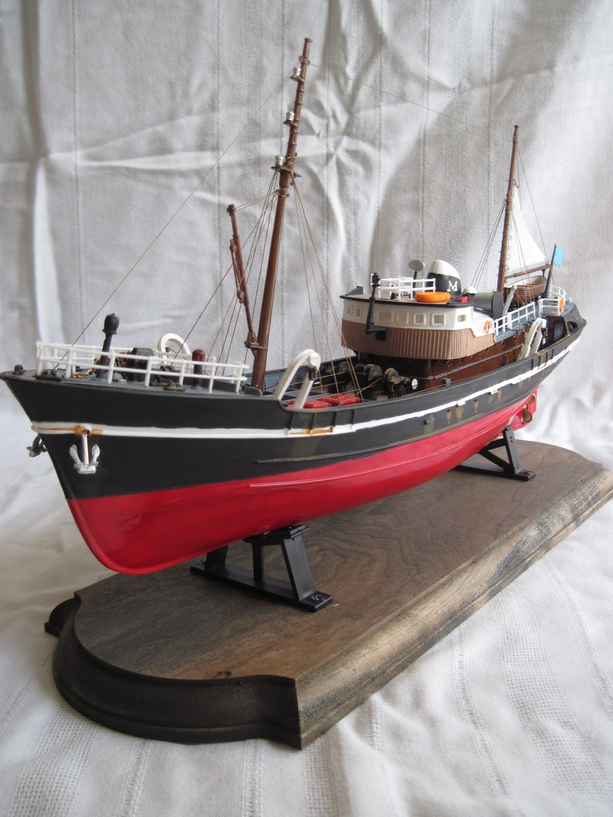 Scale Models by Josh Smith: North Atlantic Fishing Trawler