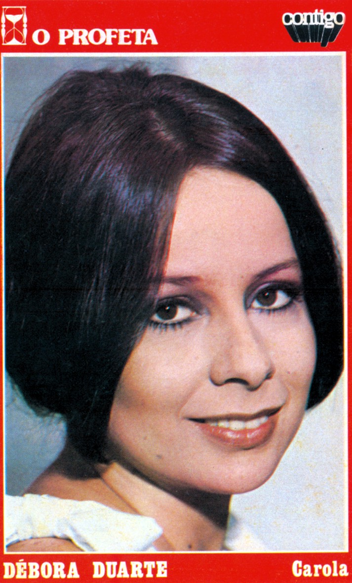 Astros em Revista: DÉBORA DUARTE UMA VIDA DIANTE DAS CÂMERAS