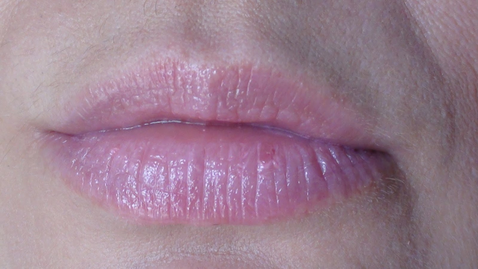 What's in a black sheep's mind?: Revue de - Baby Lips de Maybelline New ...