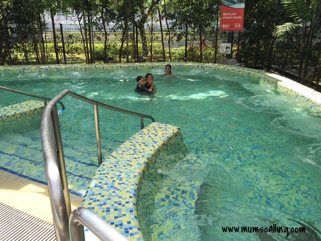 Mum's calling : Pasir Ris Swimming Complex