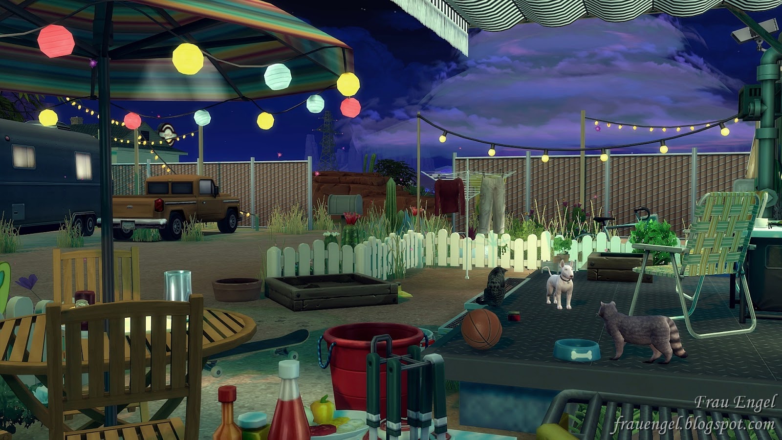 Frau Engel: TS4! StrangerVille Trailer. Two versions.