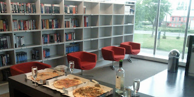 The Company Library 2.0? – @hansdeleenheer