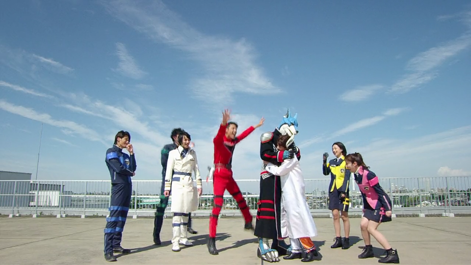 Red and White Sentai: Dekaranger 10 Years After - Captured Images and ...