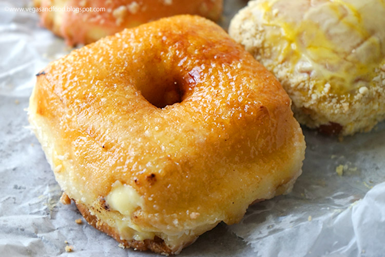 Astro Doughnuts & Fried Chicken - Downtown L.A. - Vegas and Food
