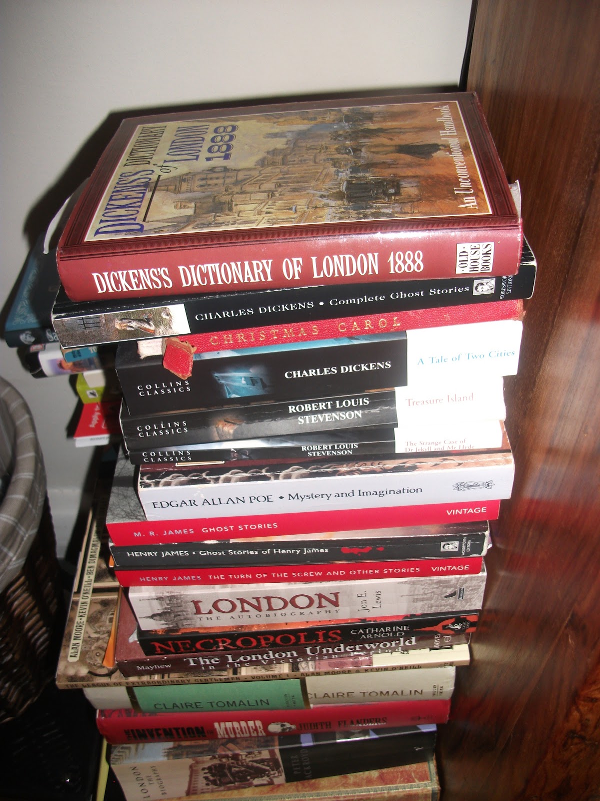 Bookcase Showcase: Author Gareth P Jones