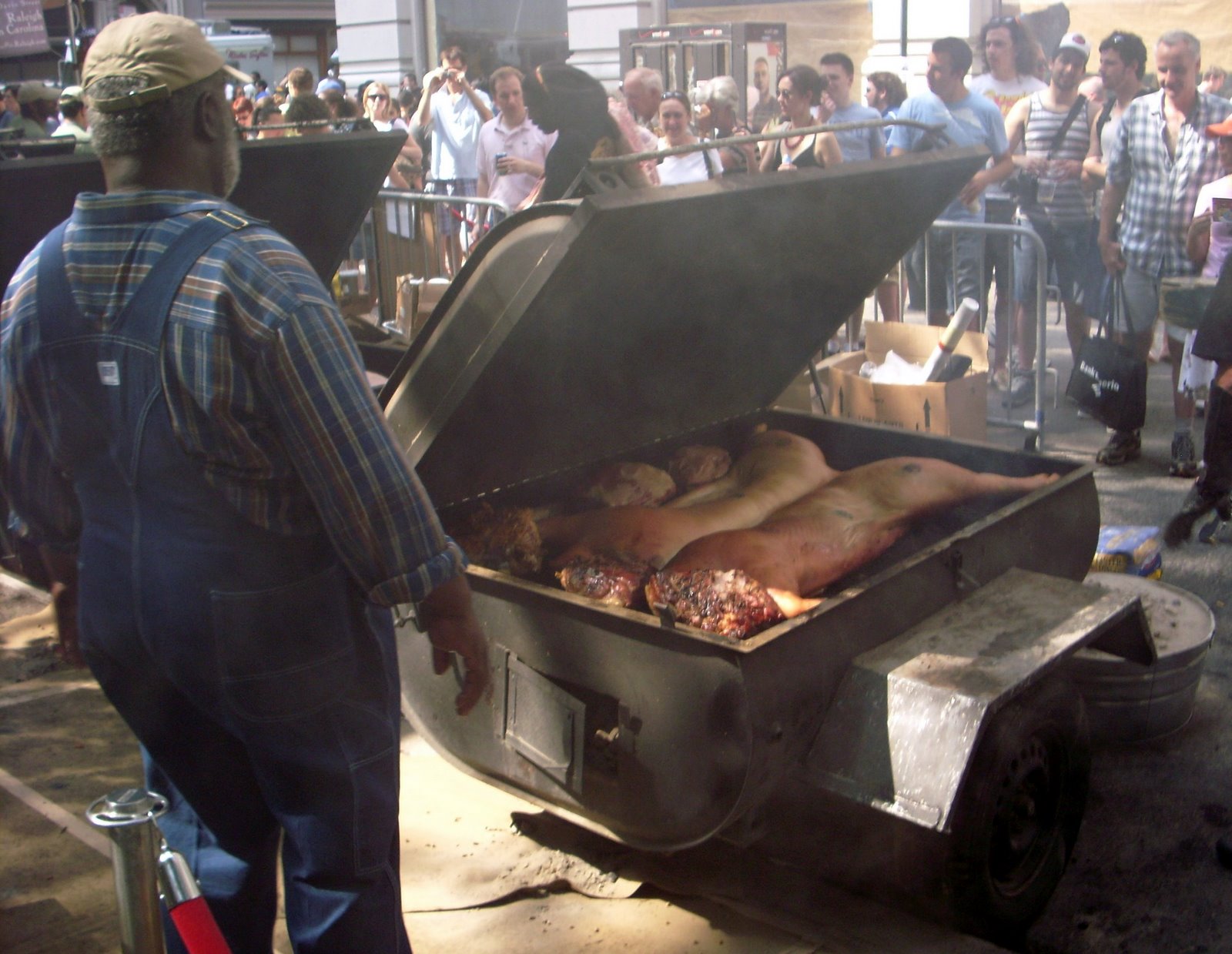 BBQ, Beer and Books: June 1, 2011