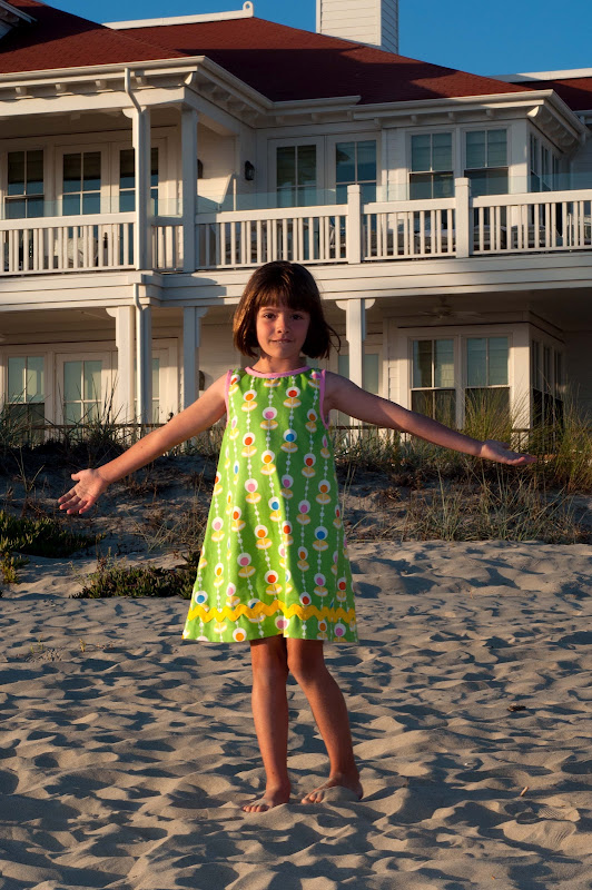 Aesthetic Nest: Sewing: Mod Shift Dresses for Three